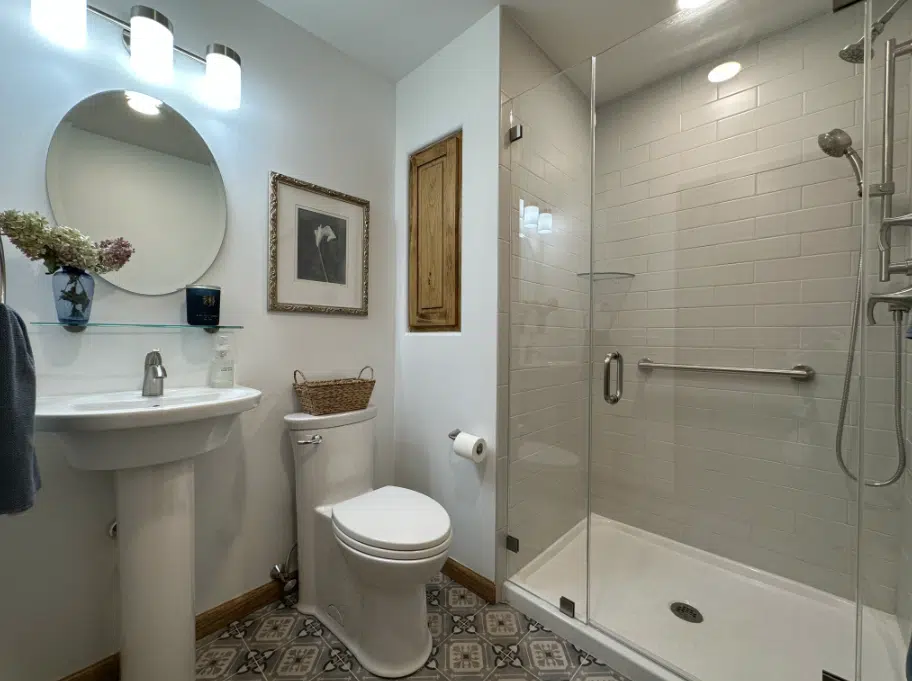 Stonehedge First Floor Common Bath - DBS Remodel